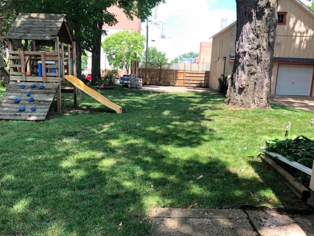 219 W 4th Street