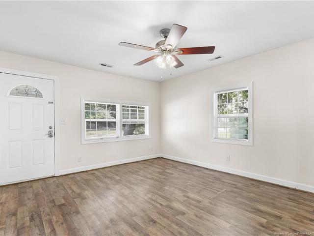 219 W Brocklyn Street