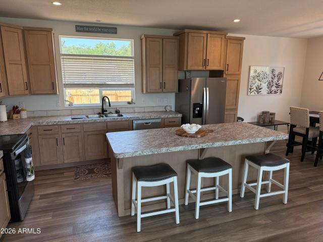 219 w estate lane