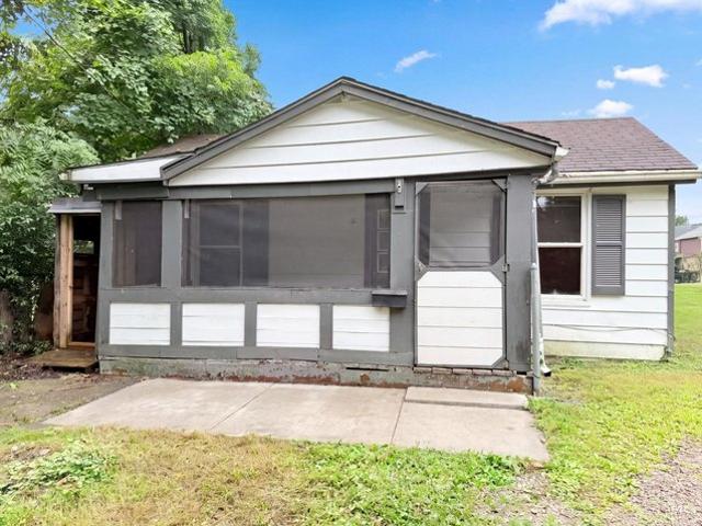 219 W Glen Ave, Batavia Township, OH 45103