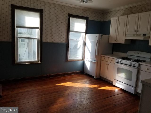 219 Woodlawn Ter, Collingswood, NJ 08108 | MLS #NJCD2105 | Compass
