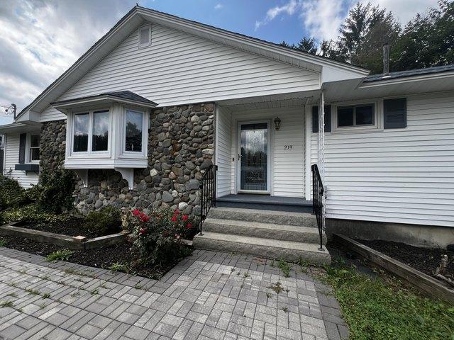 219 Washington St, Brewer, ME 04412