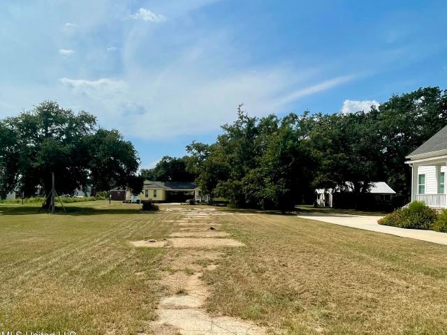 219 Texas Ave, Gulfport, MS 39507 | MLS #4125 | Compass
