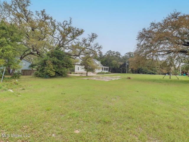 219 Texas Avenue