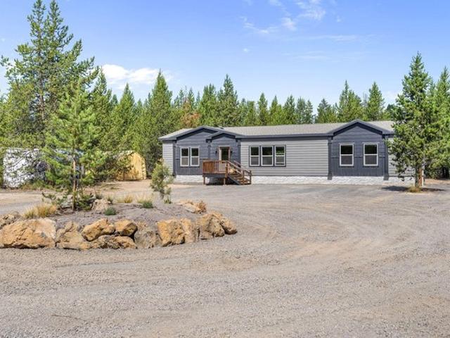 219 Tumbo Dr, Gilchrist, OR 97737