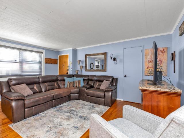 21 41 Utopia Parkway, Unit LOWR | Compass