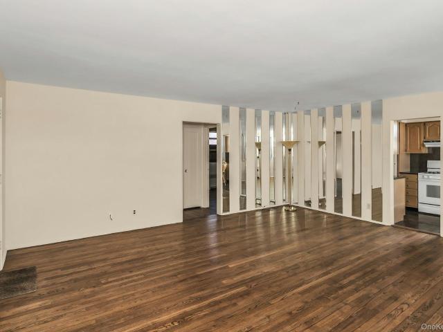 21 47 Utopia Parkway 2