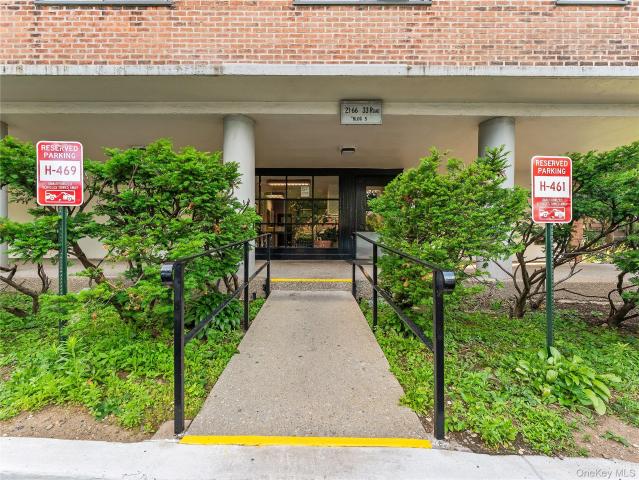 21 66 33rd Road 11B
