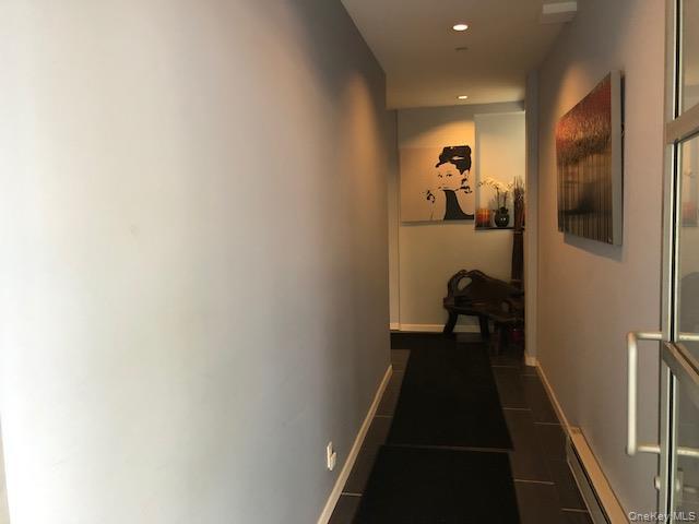 21 70 31 Street 3R