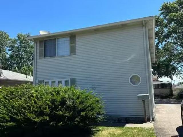 2/1 115 Westminster Avenue