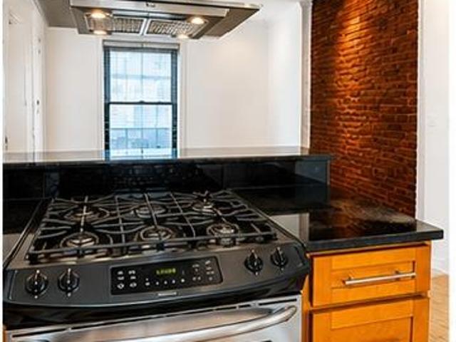 21 15 33st 4