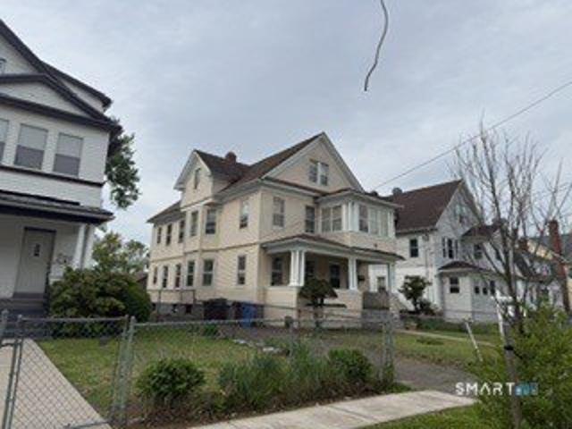 21 23 Hebron St, Hartford, CT 06112