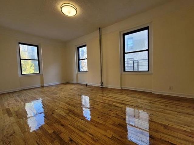 21 27 33rd Street, Queens, NY
