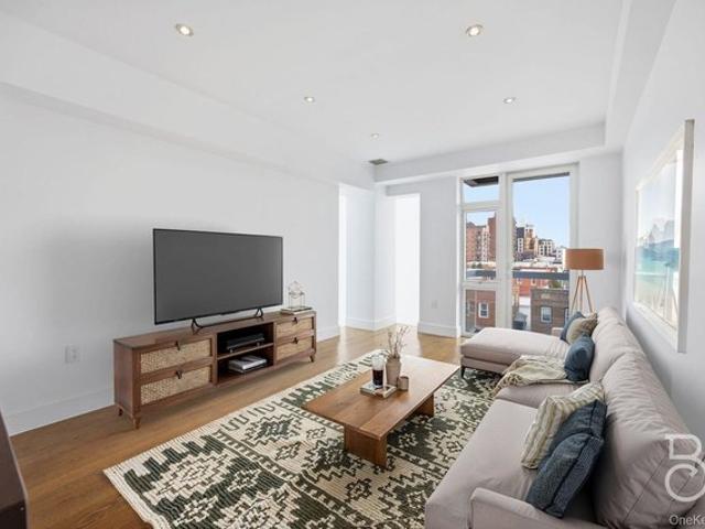 21 24 30th Ave Unit 4A, Astoria, NY 11102