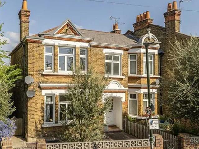 21 24 North Worple Way, London, SW14 8QA, United Kingdom | 2 bed apartment for rent #166976815 | Rentberry