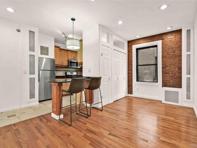 21 28 35th Street, Unit 2A | Compass