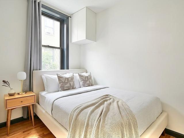 21 38 35th Street, Unit 1C