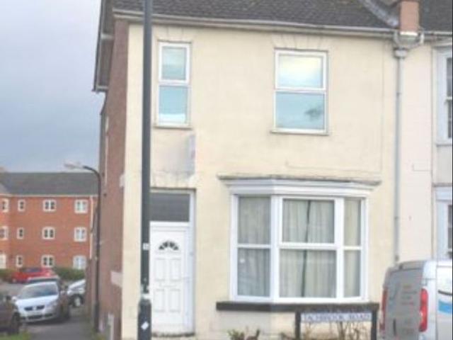 21 Tachbrook Road, Leamington Spa CV31, 6 bed end terrace house to rent, £3,000 pcm | PrimeLocation