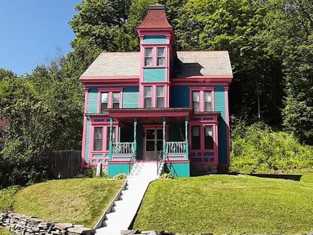 21 Tapper St, Ludlow, VT 05149