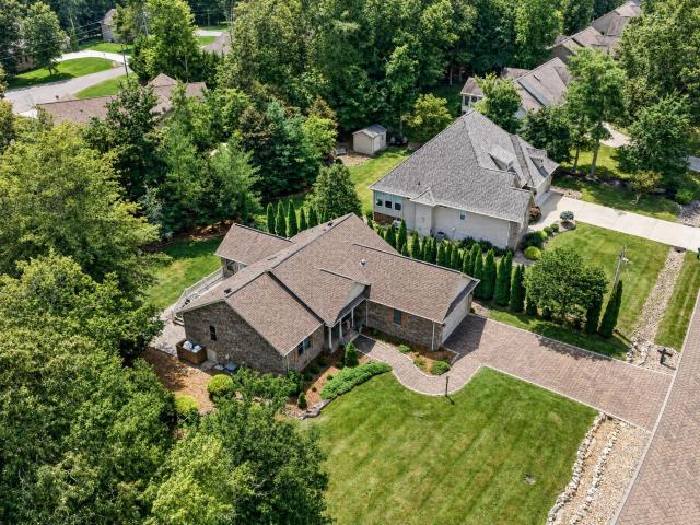 21 Thames Ct