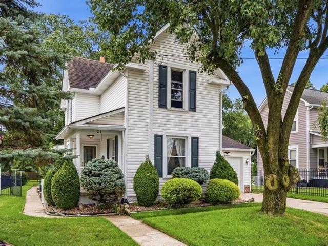 21 Toledo St, Delaware, OH 43015