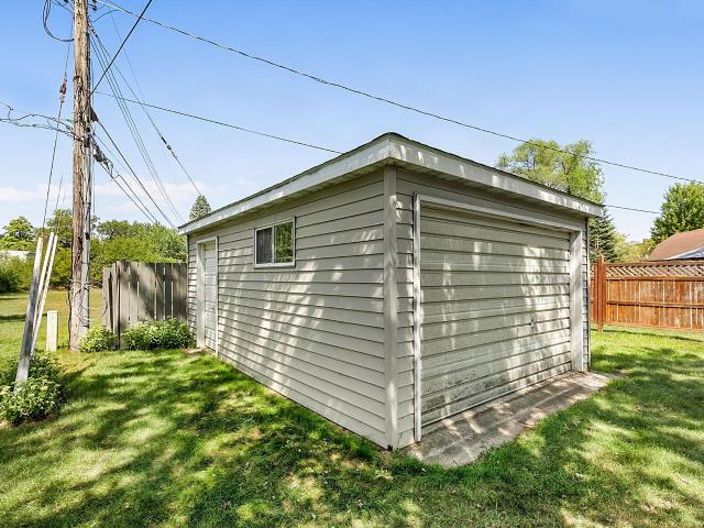 21 Traverse Road