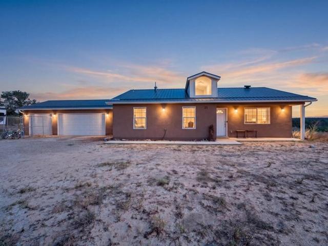 21 Trade Ct, Edgewood, NM 87015