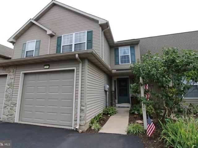 21 Tumbling Run, Lititz, PA 17543