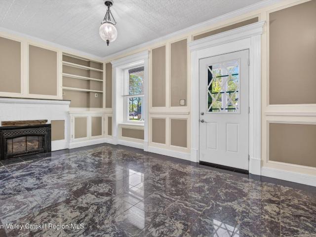 21 Ulster Avenue A