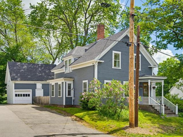 21 Varney St, Lebanon, ME 04027