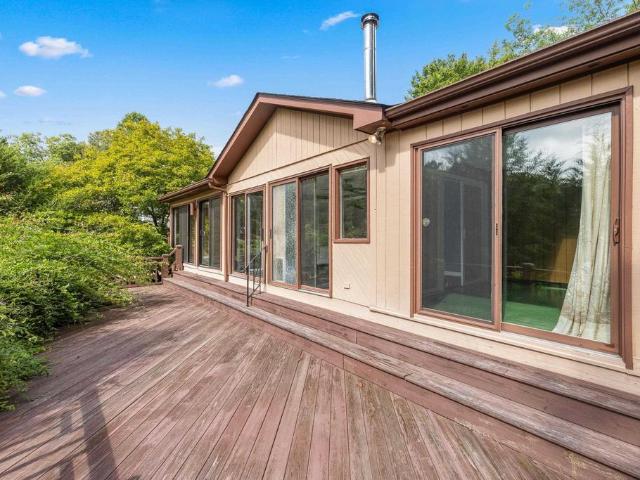 21 Vine Ridge Dr