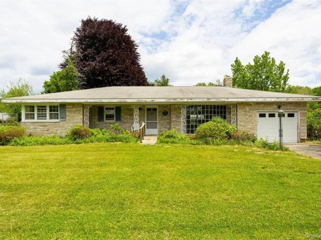 21 Violet Dr, Beacon, NY 12508