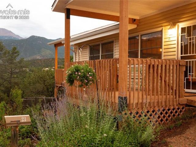 21 Via Sierra Grande, Manitou Springs, CO 80829