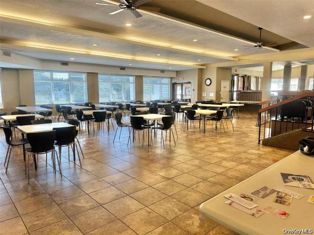 21 Village Cir E, Manorville, NY 11949 | MLS #955586