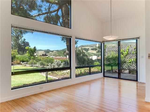 21 Vista Lane