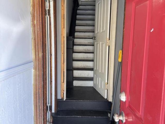 21 W Chestnut Street