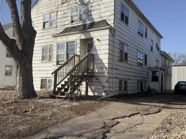 21 W 1st St, Spencer, IA 51301