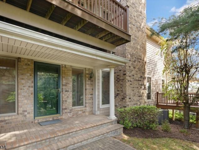 21 Wedgewood Dr