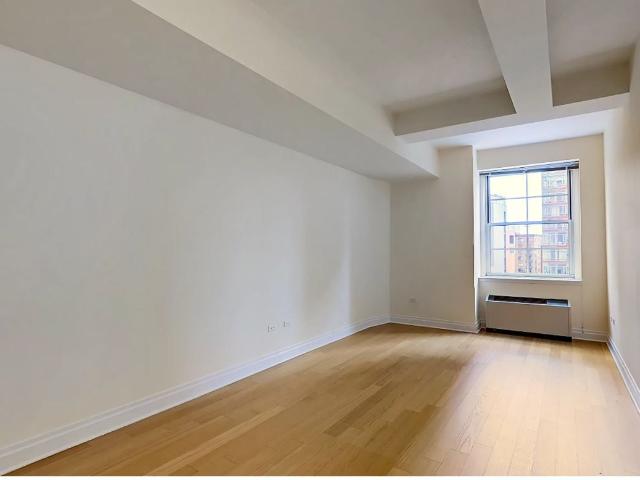 21 West Street, Unit 8B