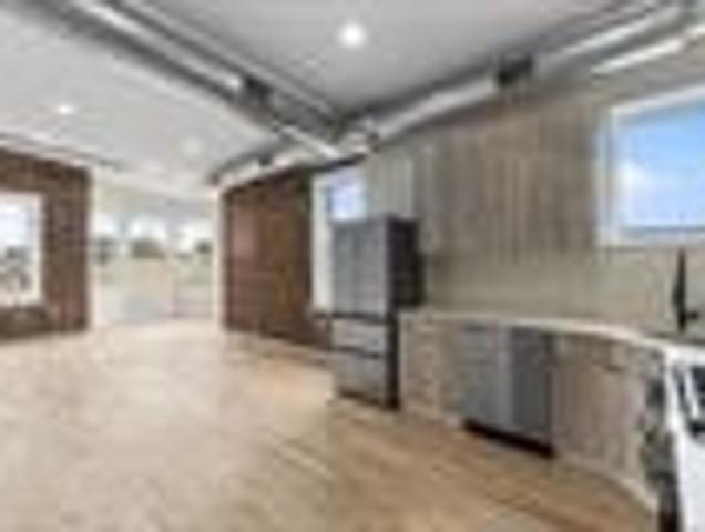 21 West 20Th St # 301