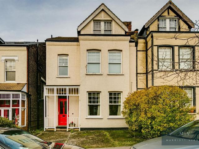 21 Woodstock Road, Croydon CR0, 2 bed flat to rent, £1,750 pcm | PrimeLocation