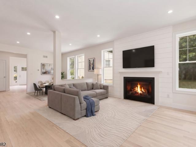 21 Woodruff Ct