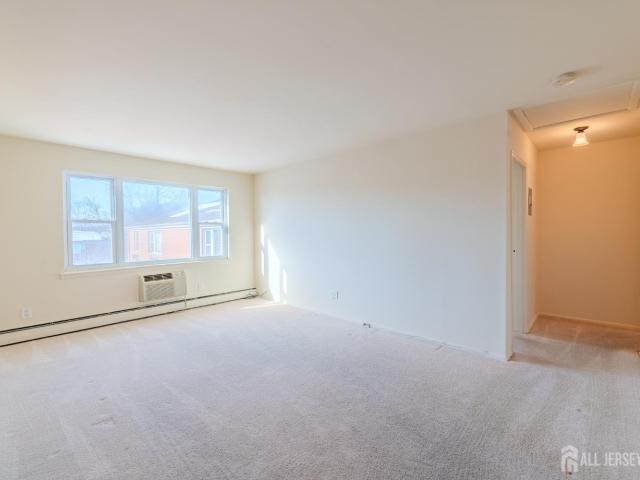 21 York Drive 3B
