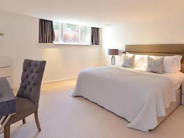 21 Young Street, 19 27 Young Street, London, W8 5EH, United Kingdom | 2 bed duplex for rent #137168791 | Rentberry