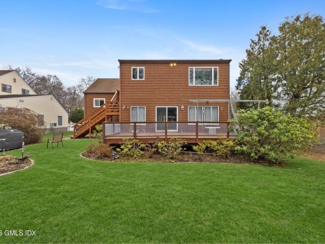 21 Amherst Rd, Riverside, CT 06878 | MLS #124713 | Compass