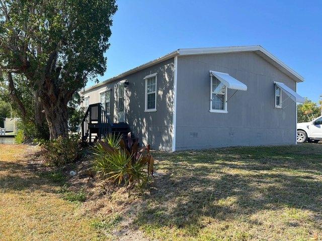 21 and 22 Spoonbill Ave, Everglades City, FL 34139