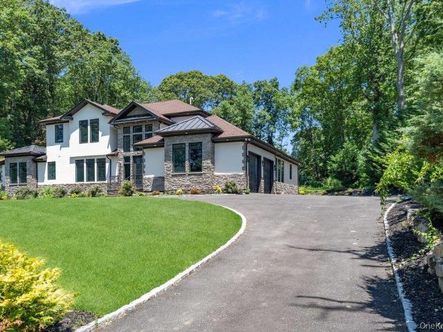 21 Arista Drive