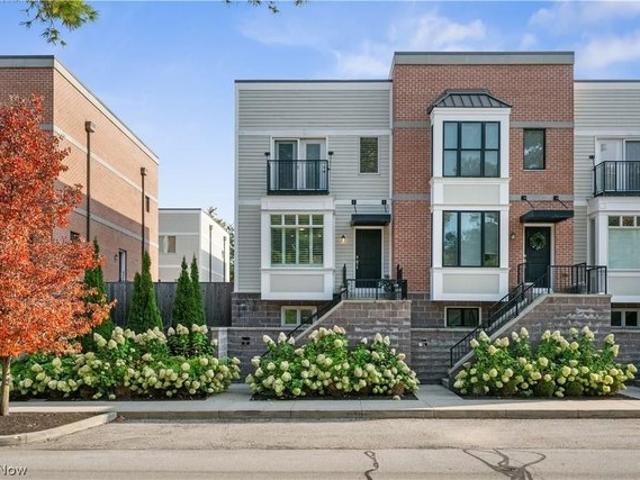 21 Atterbury Blvd, Hudson, OH 44236