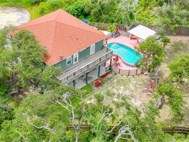21 Bahama Street S