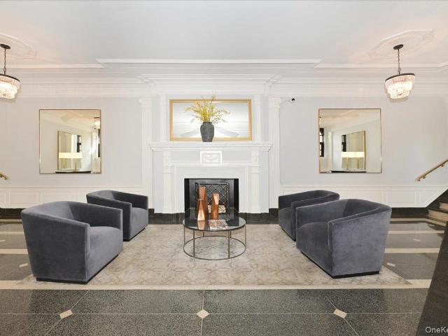 21 Barstow Road 6 L